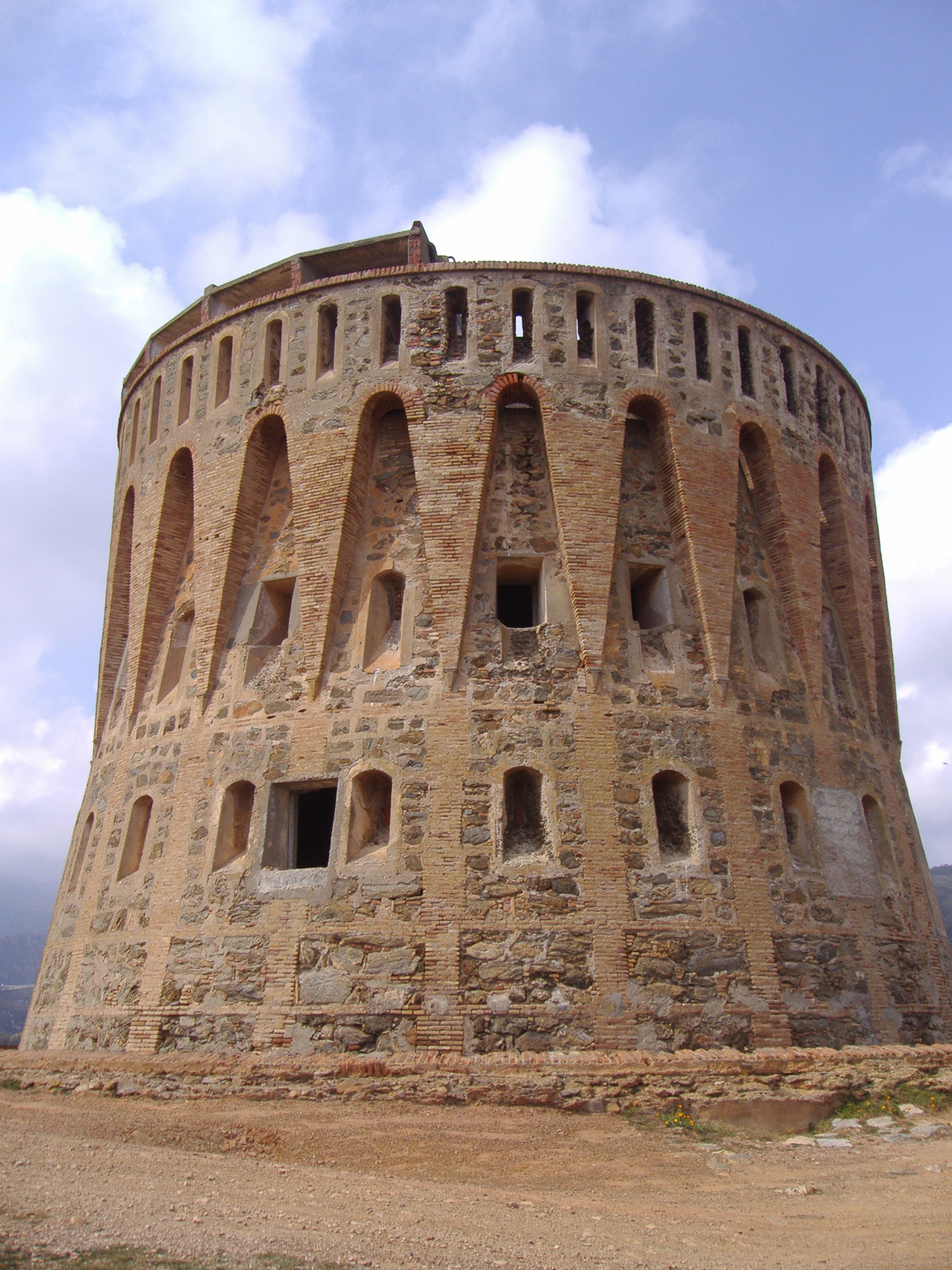 Fuerte,torre de Piniès | Asociación española de amigos de los Castillos ...