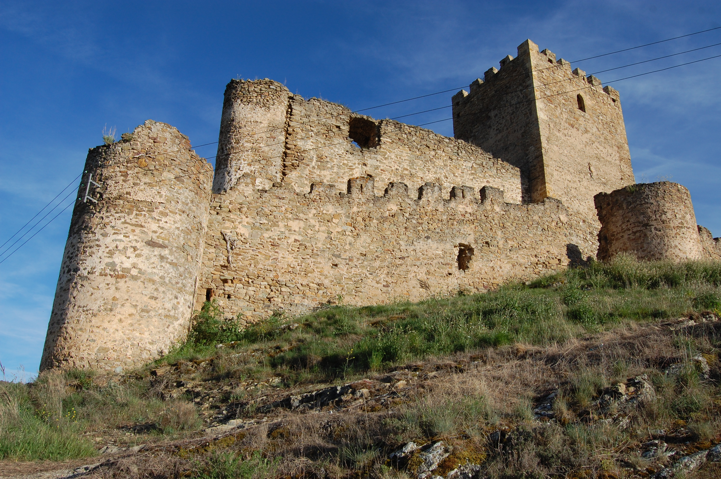 Magaña, Castillo de | Asociación española de amigos de los Castillos ...