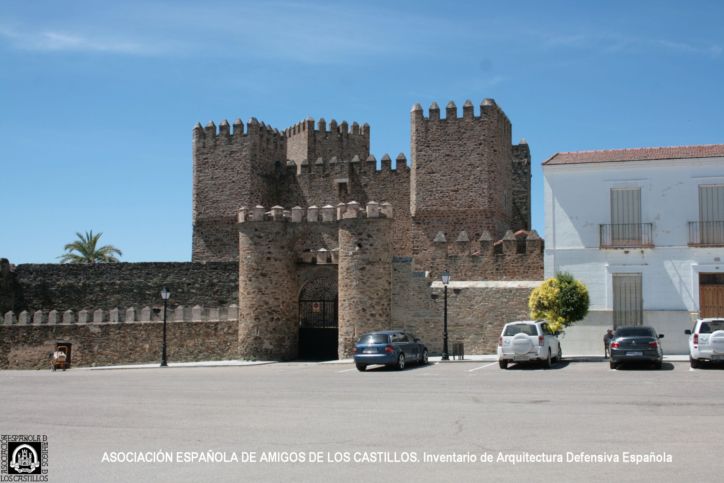 Monroy, Castillo de | Asociación española de amigos de los Castillos ...