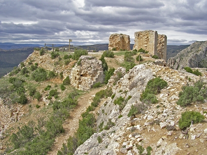 Castellote, Castillo de | Asociación española de amigos de los ...