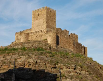 Magaña, Castillo de | Asociación española de amigos de los Castillos ...
